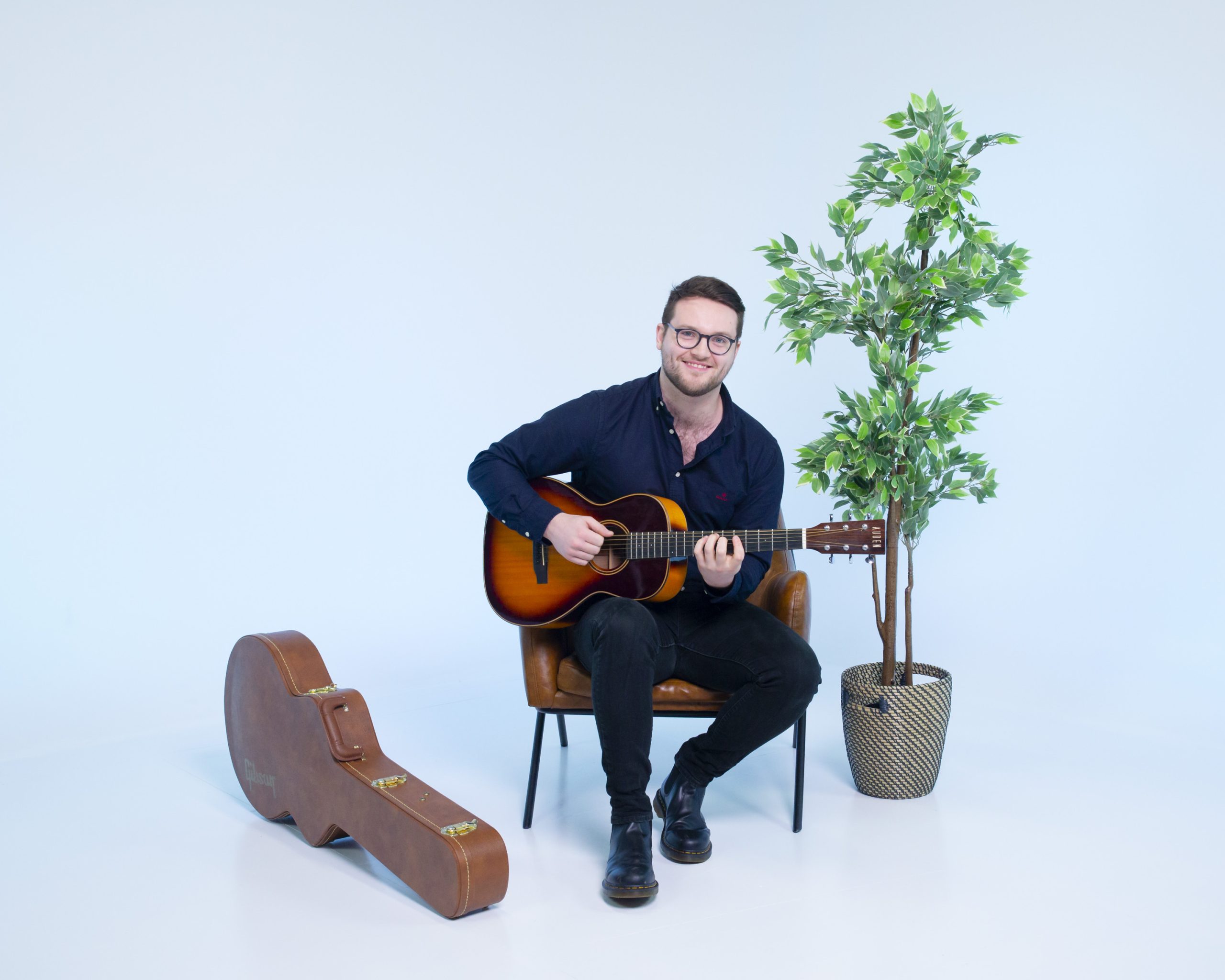 Harrison Bond Guitar Lessons Milton Keynes - UK Music Teachers
